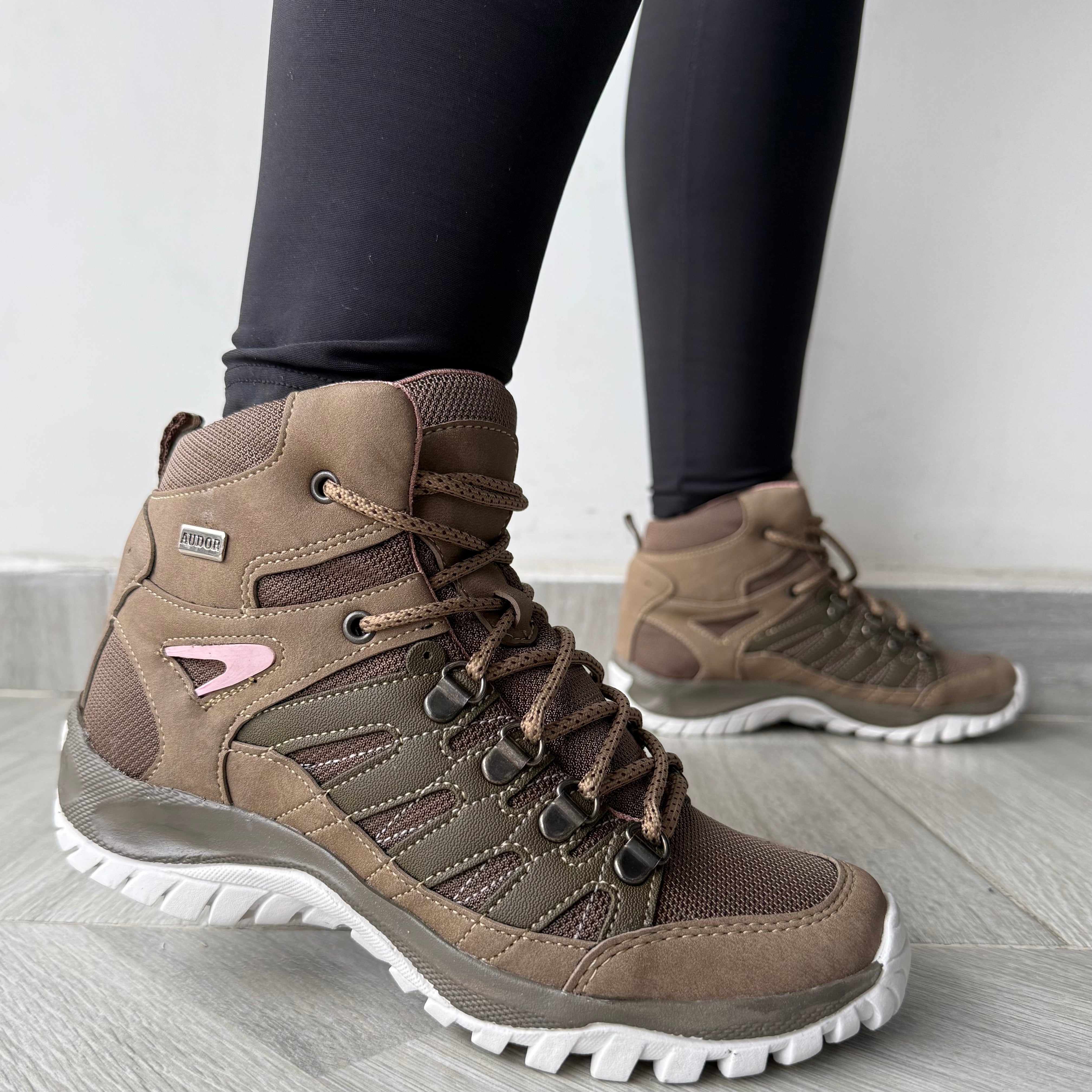 Bota mujer Outdoor Ref- 2486 Arena – Calzado Audor